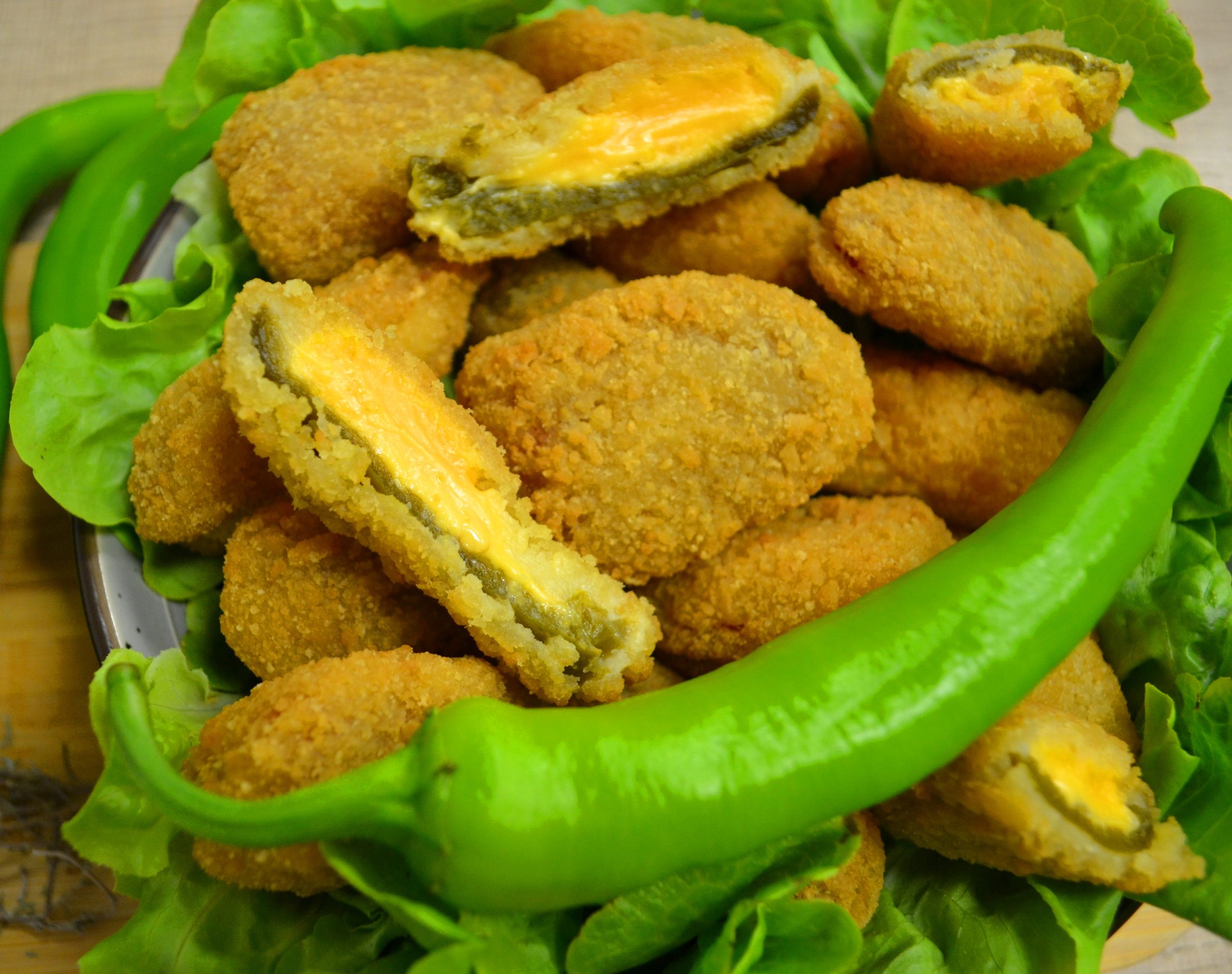 Breaded green pepper jalapenos cheddar - Volatys