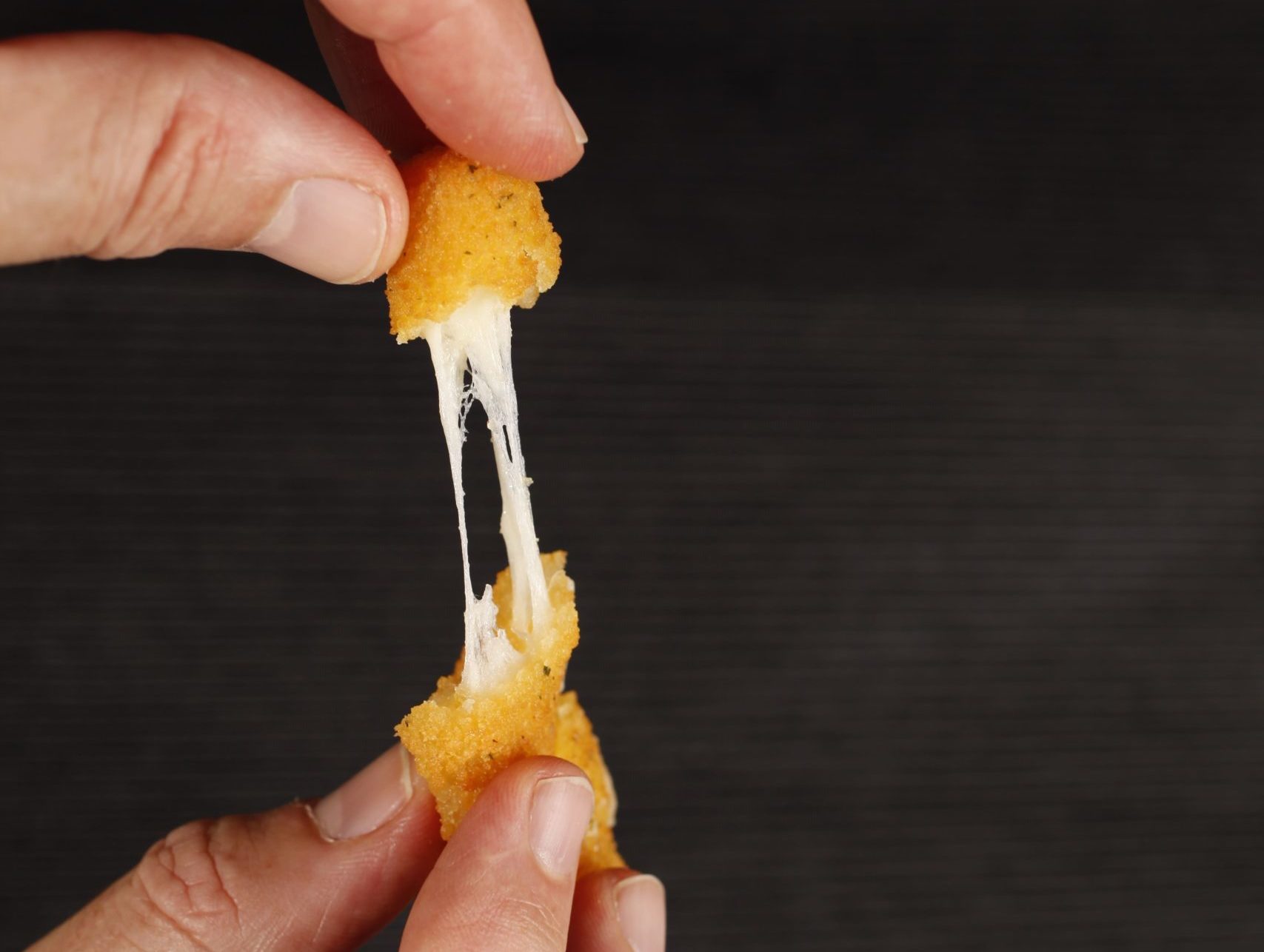 Snacking - CHEESY FINGER FOOD: on the road to success - Volatys